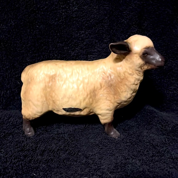 Lefton | Accents | Vintage Lefton Berkshire Collectible Ceramic Sheep ...